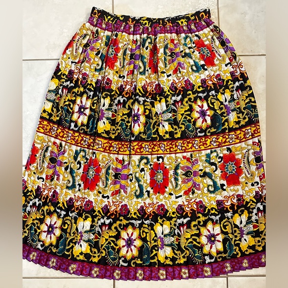 Vintage | Skirts | Vintage Multicolor Floral Jacquard Print Pleated ...